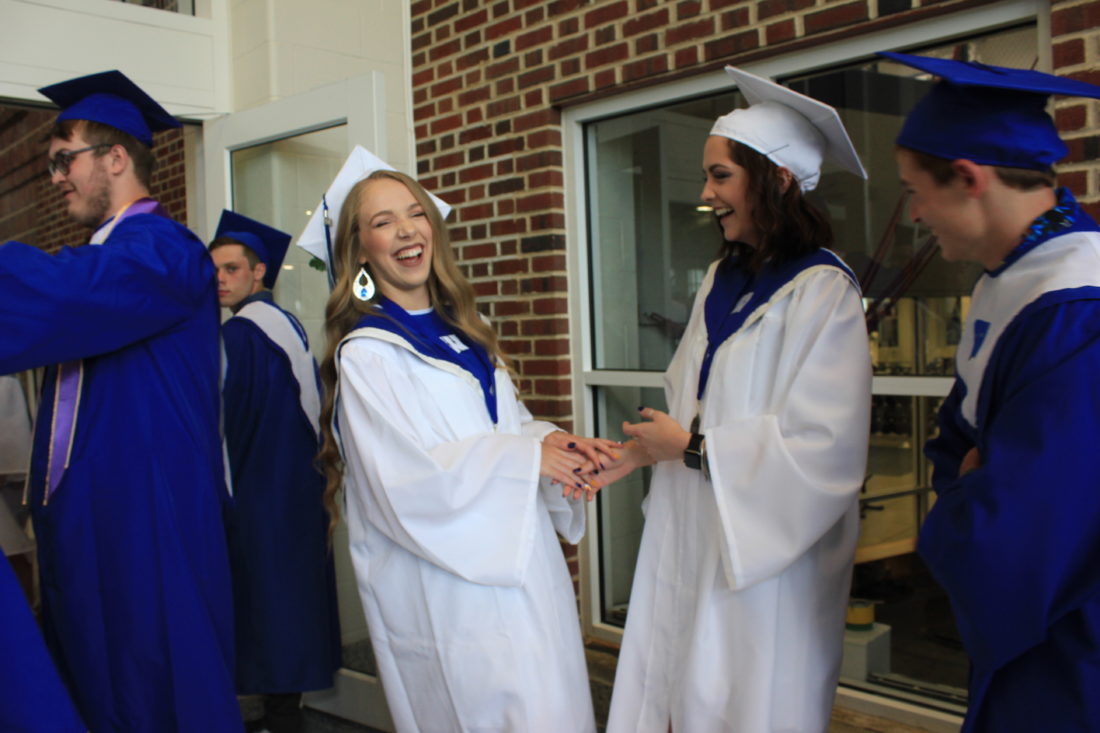 Warren grads remember their lasting friendships | News, Sports, Jobs ...